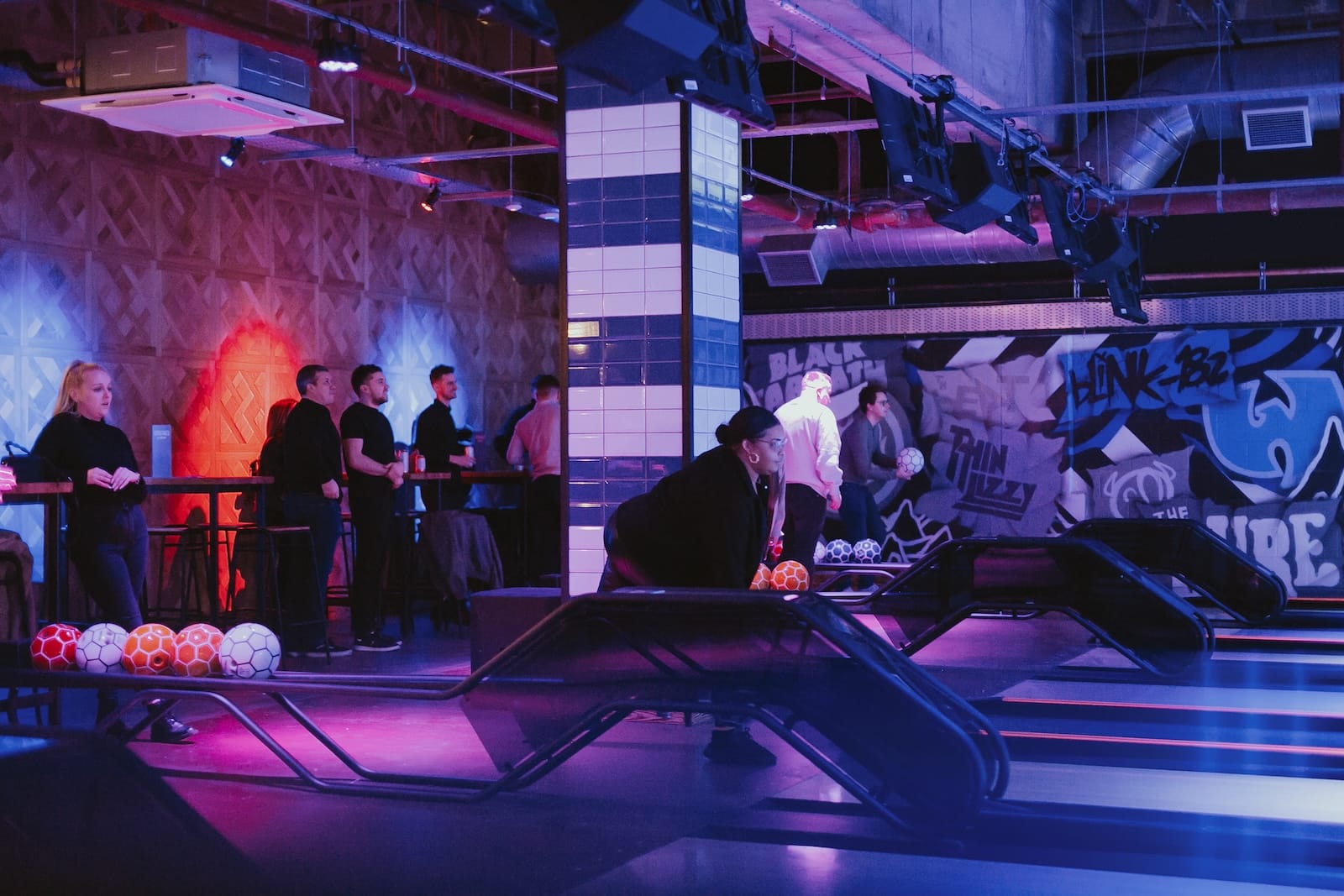 Ten Pin Bowling Leeds | Roxy Ball Room | Roxy Lanes